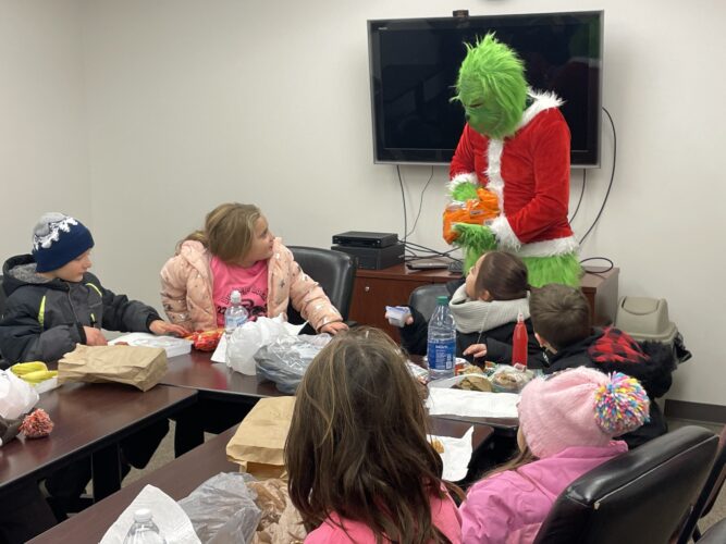 Holiday excitement | News, Sports, Jobs - The Herald Star